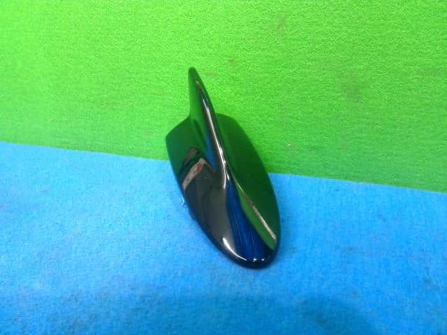 [Used]Antenna TOYOTA Lexus ls 2013 DAA-UVF45 8676050080C0 - BE FORWARD ...