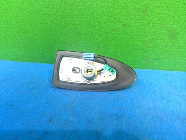[Used]Antenna TOYOTA Lexus ls 2013 DAA-UVF45 8676050080C0 - BE FORWARD ...