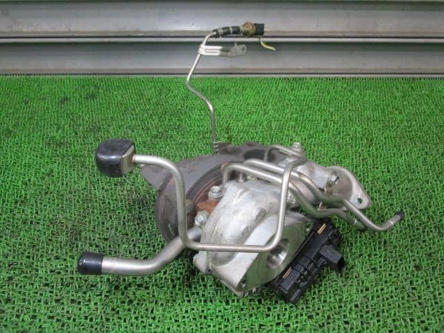 [Used]Turbocharger NISSAN Nv350 caravan 2013 LDF-VW6E26 144113XN3C - BE ...