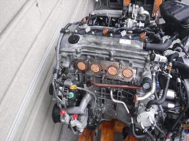 [Used]1AZ-FSE Engine TOYOTA Voxy 2005 CBA-AZR65G 1900028330 - BE FORWARD Auto Parts