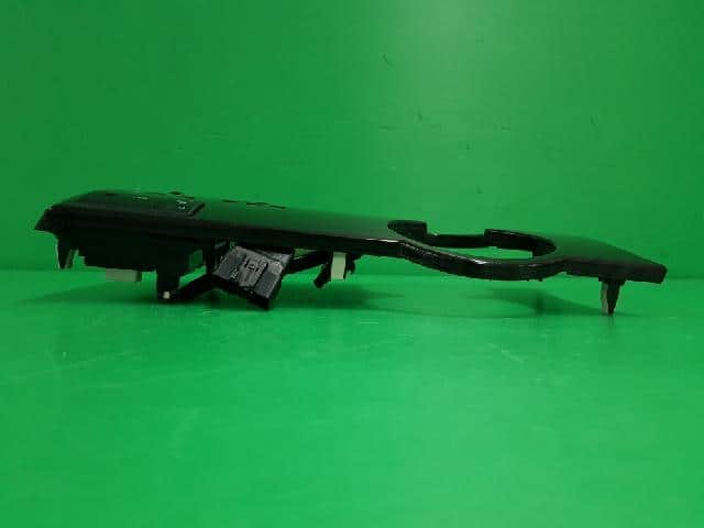 [Used] Console Box KIA Mohave 2008 84652 2J013 - BE FORWARD Auto Parts