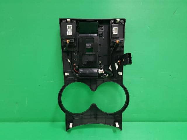 [Used] Console Box KIA Mohave 2008 84652 2J013 - BE FORWARD Auto Parts