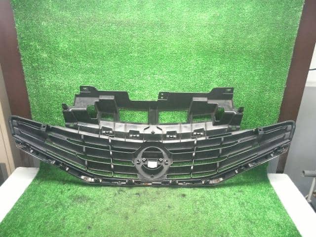 [Used]Radiator Grille NISSAN Note 2013 DBA-E12 623103VA0A - BE FORWARD ...