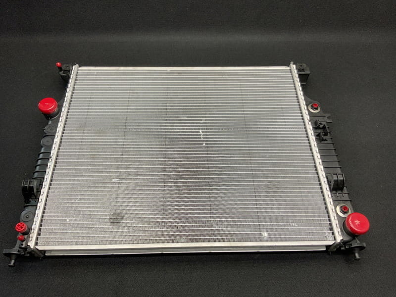 [Used]MB154 W164 ML63 AMG 4WD radiator A164 500 11 03 ★Leakless ...