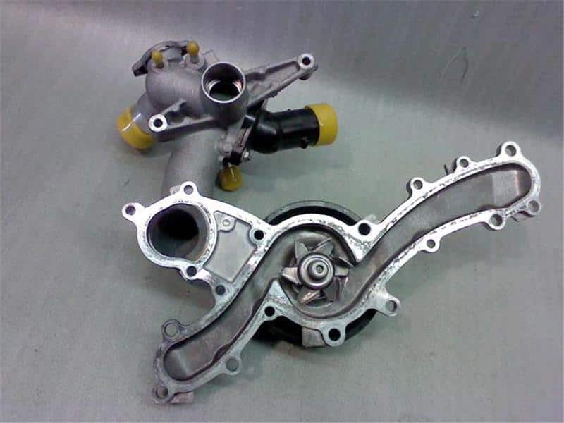 [Used]Water Pump TOYOTA Mark X 2005 DBA-GRX120 1610039436 - BE FORWARD ...