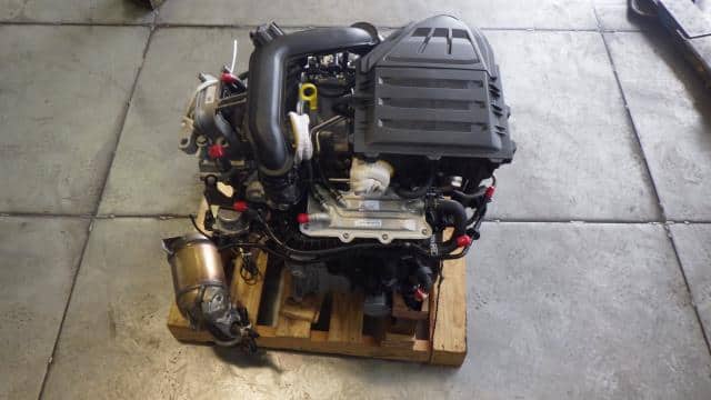 [Used]CHZ Engine VOLKSWAGEN Polo 2019 ABA-AWCHZ - BE FORWARD Auto Parts