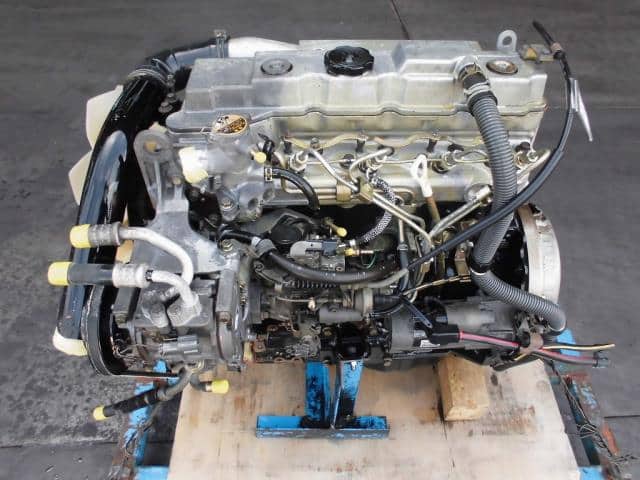 [Used]4M40 Engine Mitsubishi Fuso 2004 KG-FB70AB - BE FORWARD Auto Parts