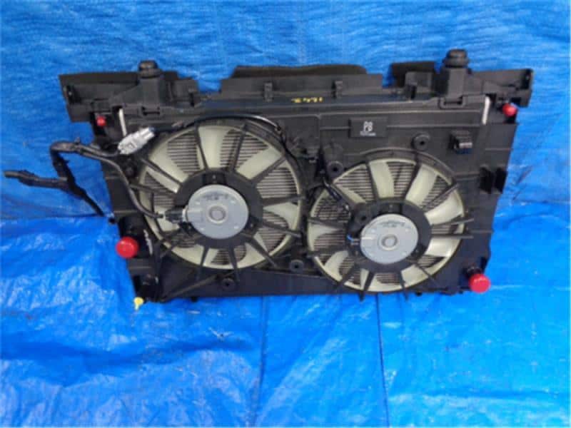 [Used]Radiator TOYOTA Lexus ct 2011 DAA-ZWA10 1640037240 - BE FORWARD ...