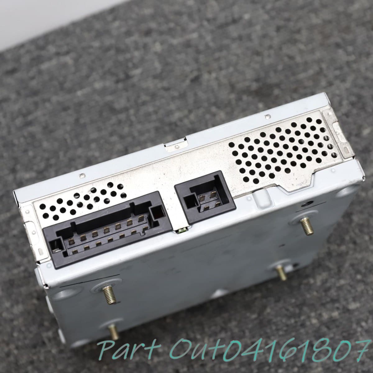 [Used]Benz W211 audio amplifier amplifier A2118271942 E320 E500 E55 ...