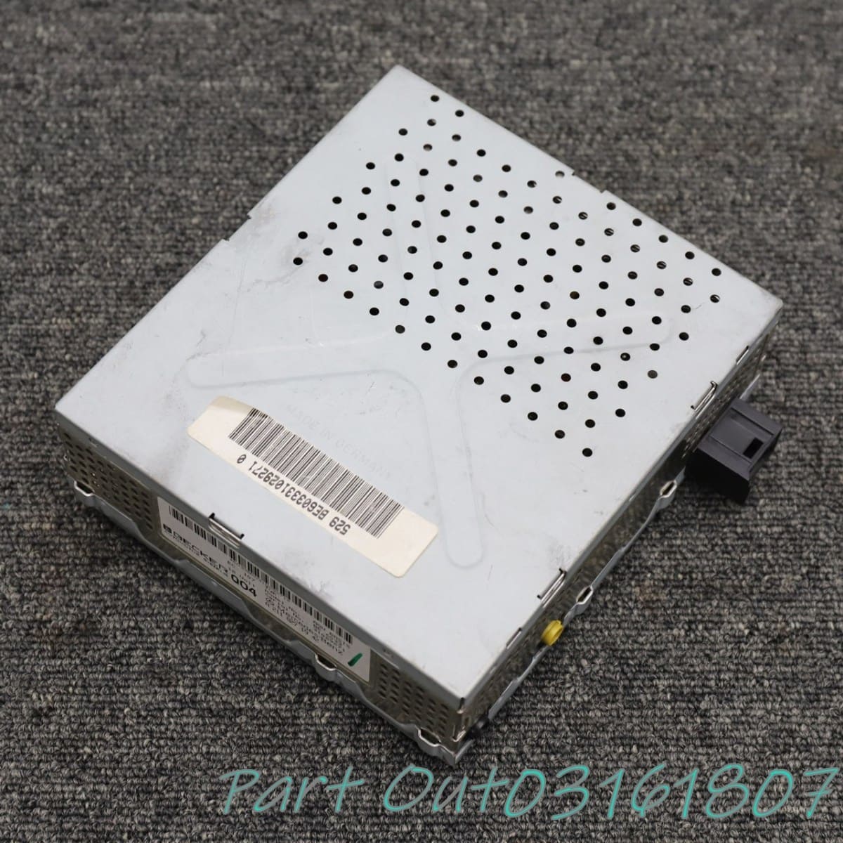 [Used]Benz W211 audio amplifier amplifier A2118271942 E320 E500 E55 ...