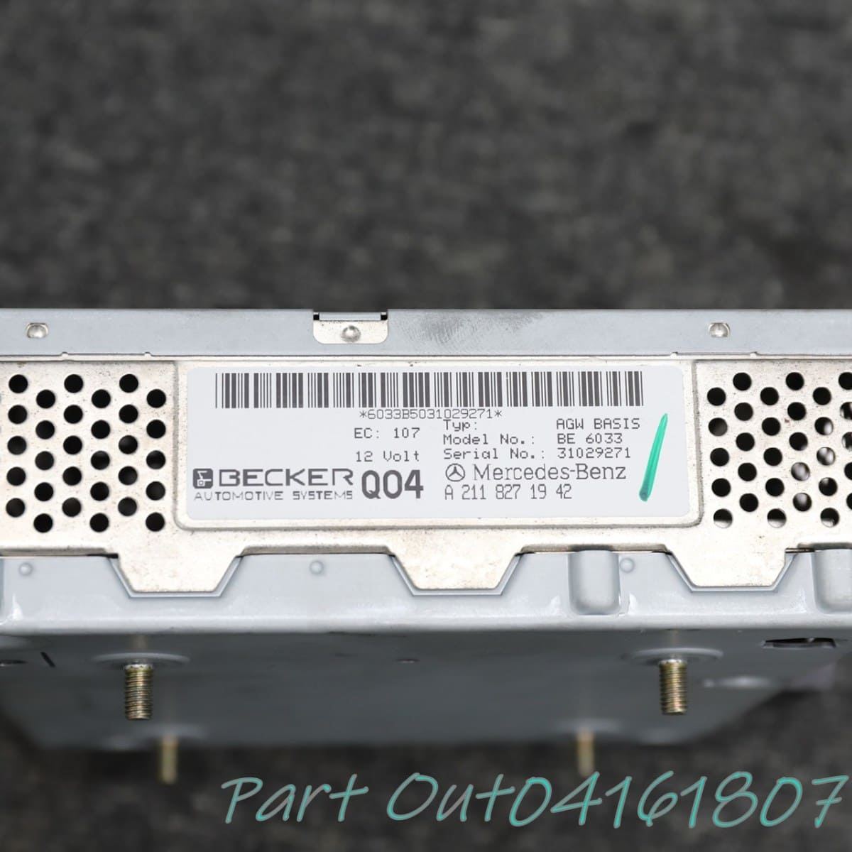 [Used]Benz W211 audio amplifier amplifier A2118271942 E320 E500 E55 ...