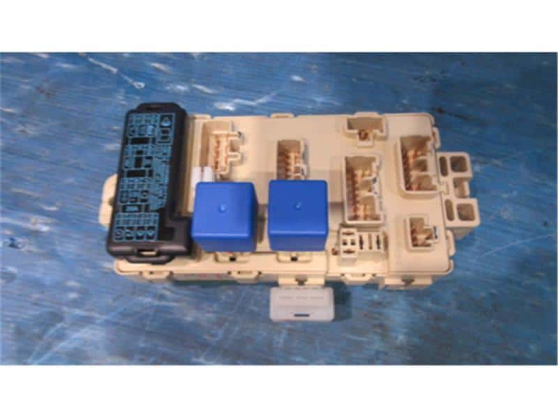 [Used]Fuse Box MITSUBISHI eK Wagon 2007 DBA-H82W - BE FORWARD Auto Parts