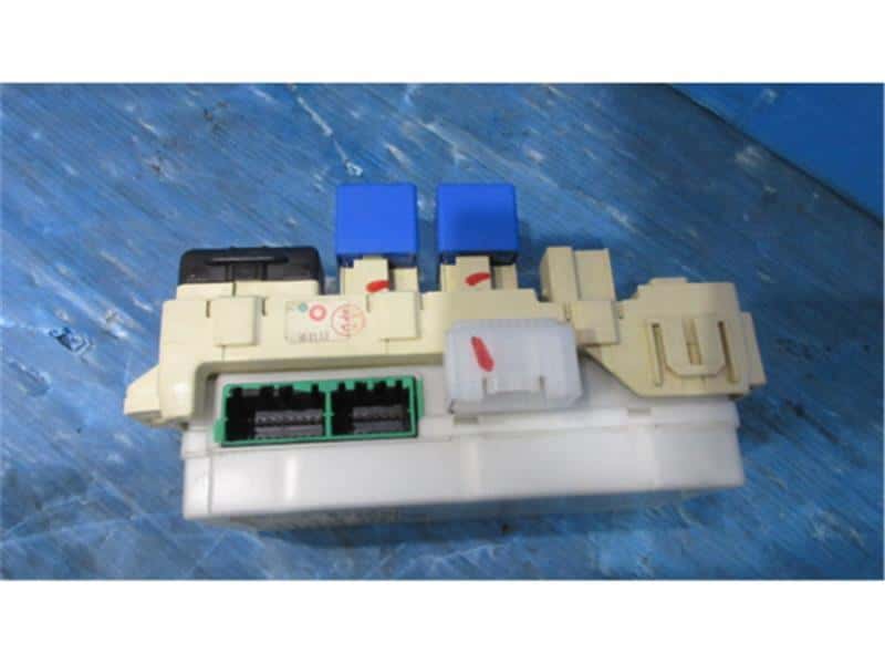 [Used]Fuse Box MITSUBISHI eK Wagon 2007 DBA-H82W - BE FORWARD Auto Parts