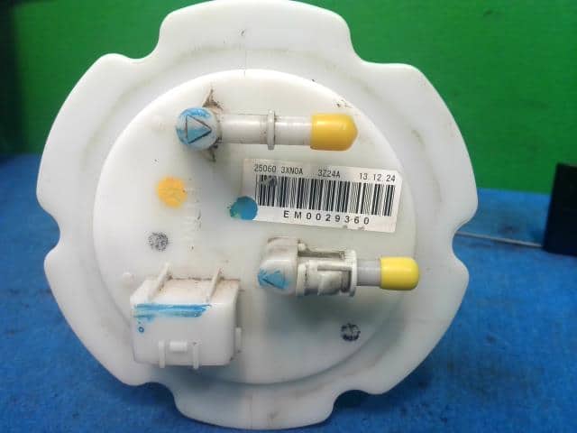 [Used]Fuel Pump NISSAN Nv350 caravan 2014 LDF-VW6E26 250603XN0A - BE ...