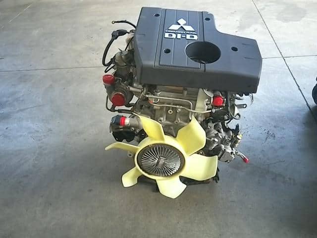 [Used]4M41T Engine MITSUBISHI Pajero 2009 ADC-V88W 1000A991 - BE ...