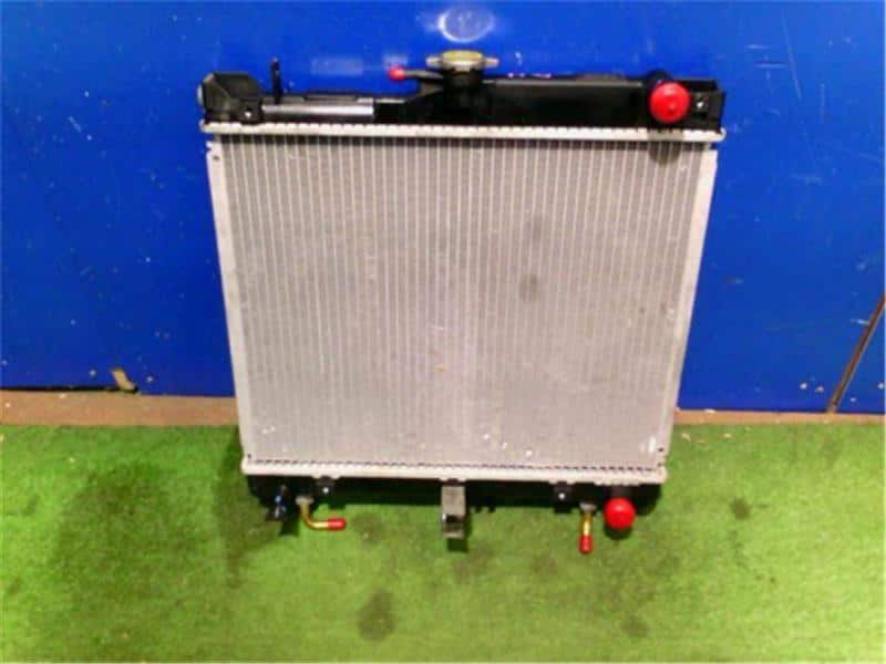 [Used]Radiator SUZUKI Jimny 2000 GH-JB23W 1770081A11 - BE FORWARD Auto ...