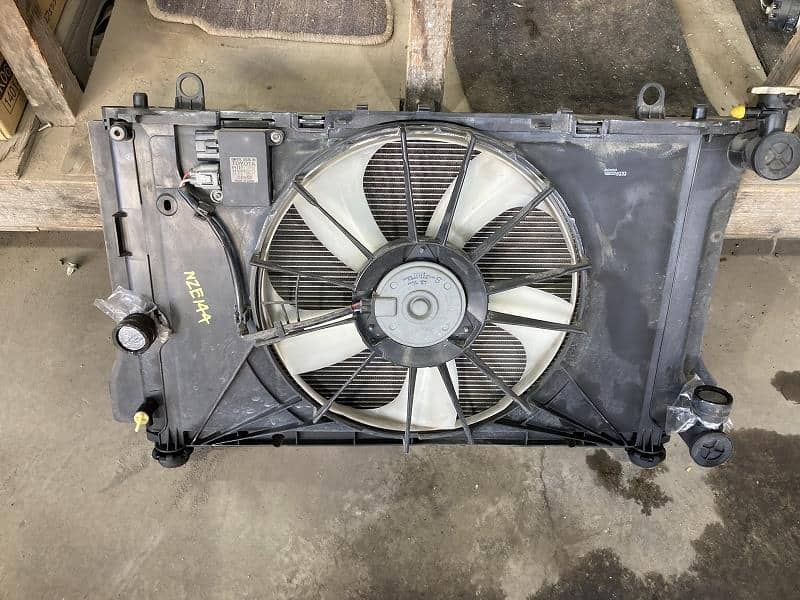[Used]Radiator TOYOTA Corolla Fielder 2011 DBA-NZE144G 1641021180 - BE ...
