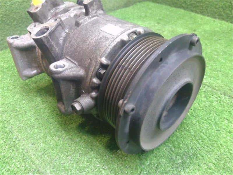 [Used]A/C Compressor TOYOTA Hiace Van 2013 CBA-TRH214W 883102F030 - BE ...