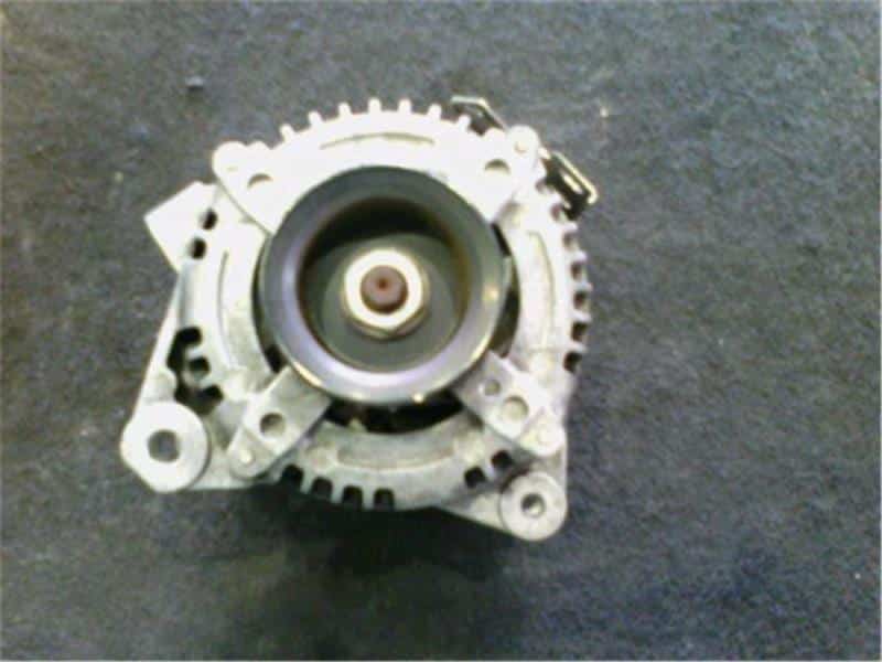 [Used]Alternator TOYOTA Voxy 2006 DBA-AZR60G 2706028230 - BE FORWARD ...