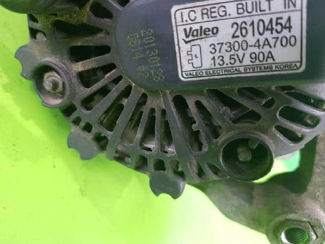 [Used] Alternator HYUNDAI Porter2 2013 37300-4A700 - BE FORWARD Auto Parts