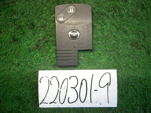 [Used]Keyless Entry Remote Control Key MAZDA Verisa 2004 DBA-DC5W - BE ...