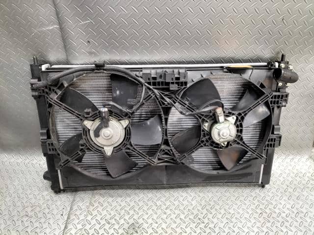 [Used]Radiator MITSUBISHI Delica D5 2009 DBA-CV5W MN156092 - BE FORWARD ...