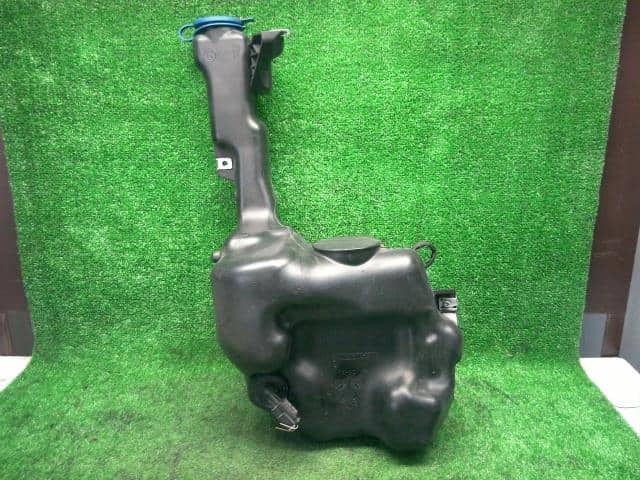 [Used]Windshield Washer Tank MERCEDES-BENZ Benz c class 2011 DBA-204248 ...