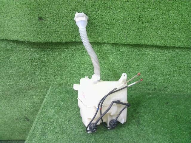 [Used]Windshield Washer Tank TOYOTA Harrier 2006 CBA-ACU30W 8531548050 ...