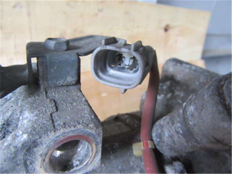 [Used]A/C Compressor TOYOTA Vitz 2007 DBA-KSP90 8831052592 - BE FORWARD ...