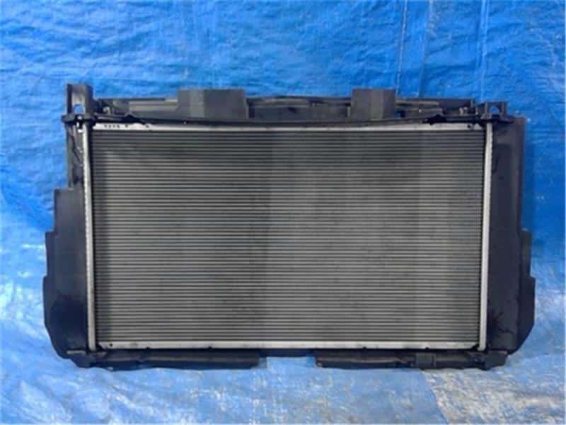 [Used]Radiator TOYOTA Mark X Zio 2007 DBA-GGA10 1640031531 - BE FORWARD ...