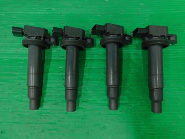 [Used]Ignition Coil TOYOTA IST 2004 CBA-NCP60 9091902240 - BE FORWARD ...