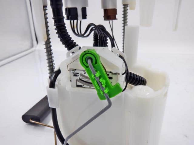[Used]Fuel Pump PEUGEOT 3008 2022 3DA-P84AH01 9809358780 - BE FORWARD ...