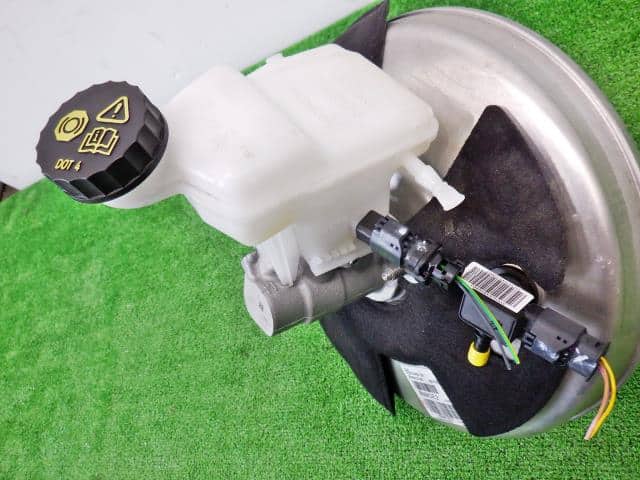 [Used]Brake Master Cylinder PEUGEOT 3008 2022 3DA-P84AH01 9807687080 ...