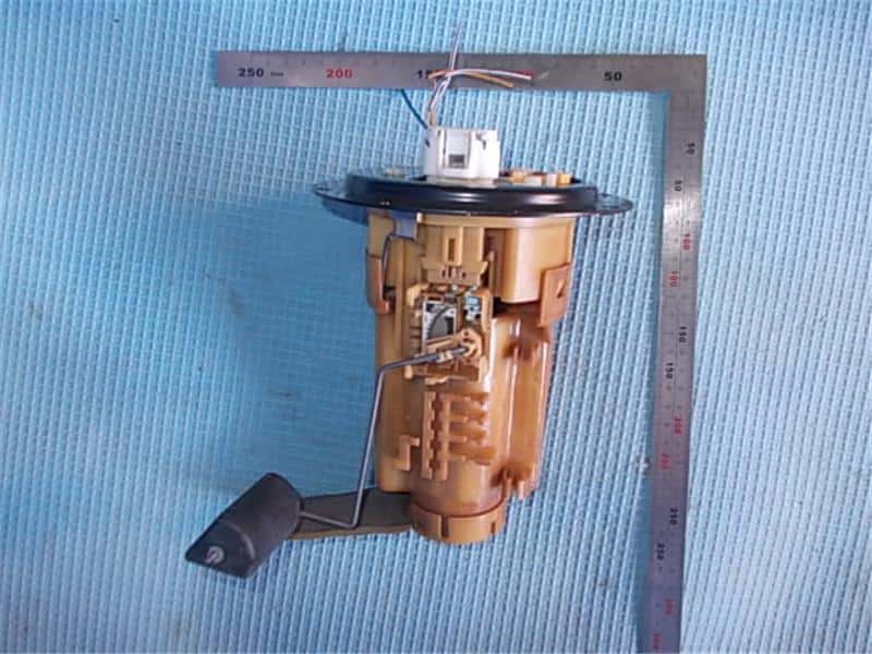 [Used]Fuel Pump TOYOTA Noah 2002 TA-AZR60G 2322128040 - BE FORWARD Auto ...