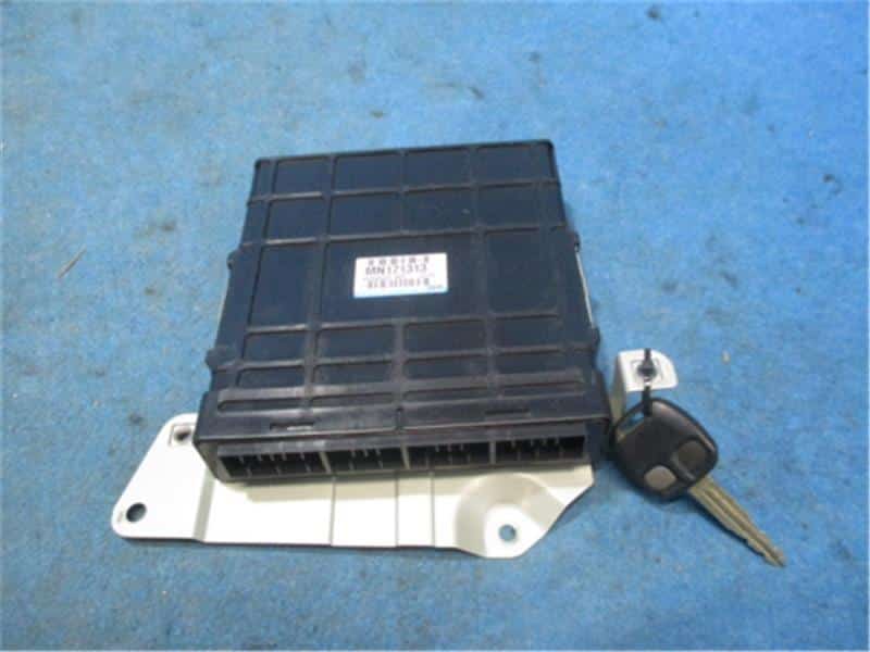 [Used]Engine Control Unit / ECU MITSUBISHI Pajero 2005 LA-V73W - BE ...