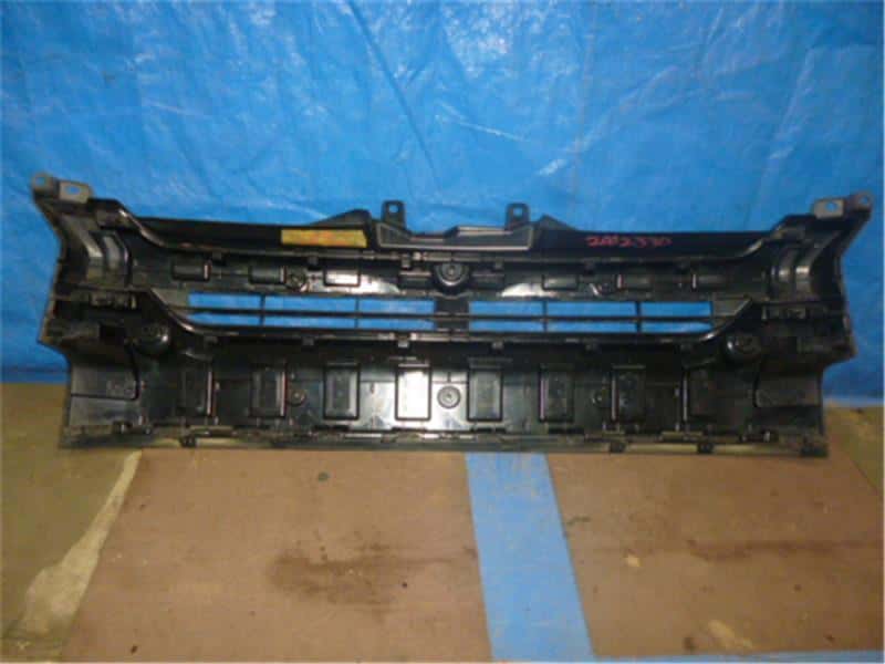 [Used]Radiator Grille TOYOTA Hiace Van 2014 LDF-KDH221K 5311126540 - BE ...