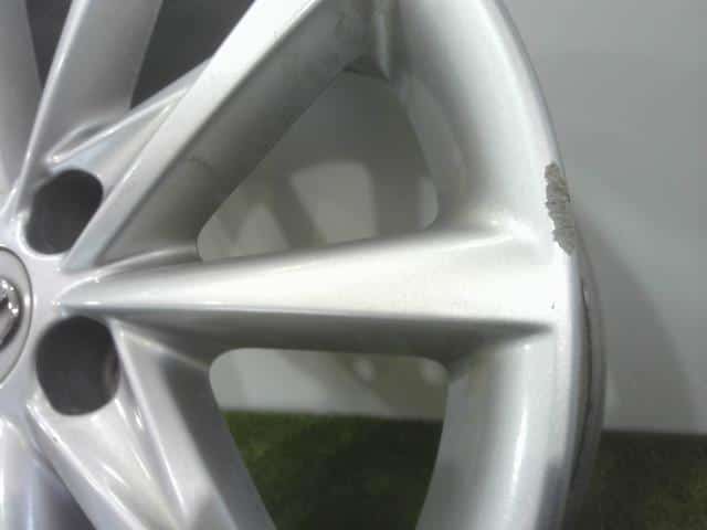 [Used]Wheel TOYOTA Prius Alpha 2013 DAA-ZVW41W 4261147250 - BE FORWARD ...