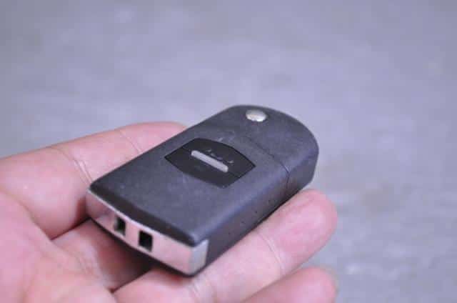[Used]Keyless Entry Remote Control Key MAZDA Premacy 2013 DBA-CWEFW ...