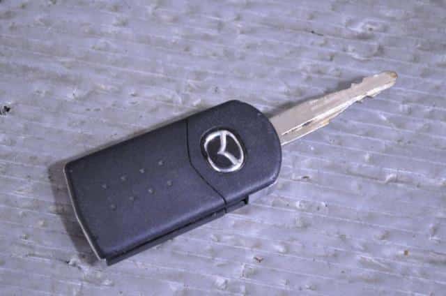 [Used]Keyless Entry Remote Control Key MAZDA Premacy 2013 DBA-CWEFW ...
