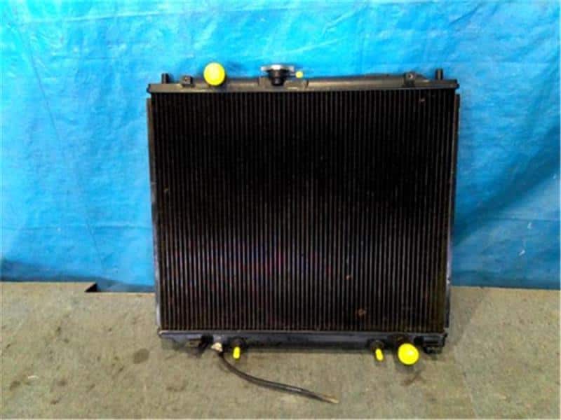 [Used]Radiator MITSUBISHI Pajero 1996 KD-V46WG MB890955 - BE FORWARD ...