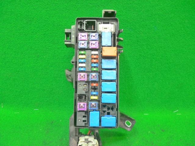 [Used]Fuse Box NISSAN Nv100 clipper rio 2019 ABA-DR17W - BE FORWARD ...