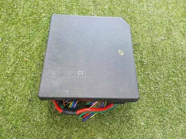 [Used]Fuse Box NISSAN Bluebird Sylphy 2012 DBA-B17 284B71KA0A - BE ...