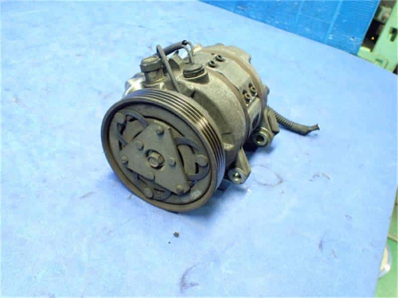 [Used]A/C Compressor SUBARU Sambar 1998 V-KV4 73011TA142 - BE FORWARD ...