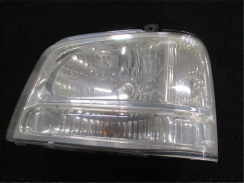 [Used]Left Headlight SUZUKI Every 2005 GH-DA62W 3532063H11 - BE FORWARD ...