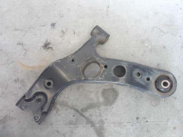 [Used]Front Right Lower Control Arm TOYOTA RAV4 2007 DBA-ACA31W ...