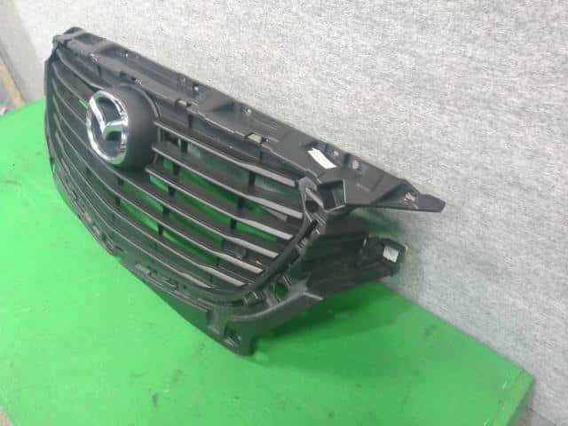 [Used]Radiator Grille MAZDA 2015 LDA-DK5AW D24H50710A - BE FORWARD Auto ...