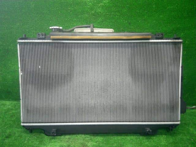 [Used]Radiator MAZDA Axela 2015 DBA-BMEFS PE2015200 - BE FORWARD Auto Parts