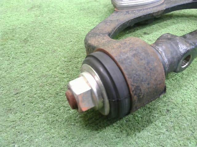 [Used]Front Left Upper Control Arm Mitsubishi Fuso 2014 TKG-FBA20 ...