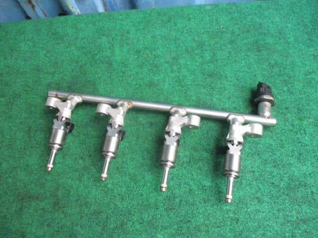 [Used]Injector MAZDA Axela 2015 DBA-BM5FP P50113250 - BE FORWARD Auto Parts