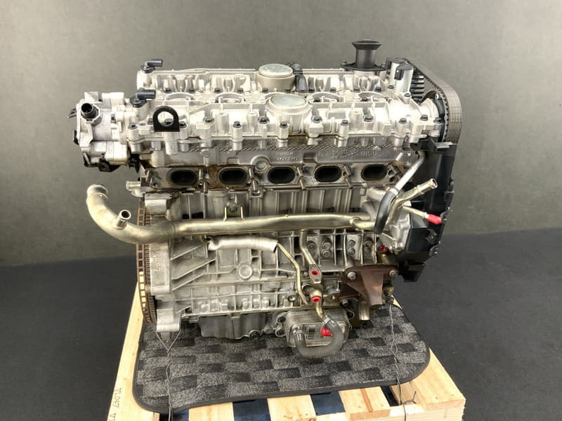 [Used]The VL047 MB V40 cross-country T5 AWD B5204T Engine body There is ...